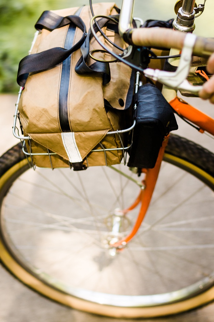 Swift Industries Sugarloaf Basket Bag EPLX400 (Coyote) | The Merry ...